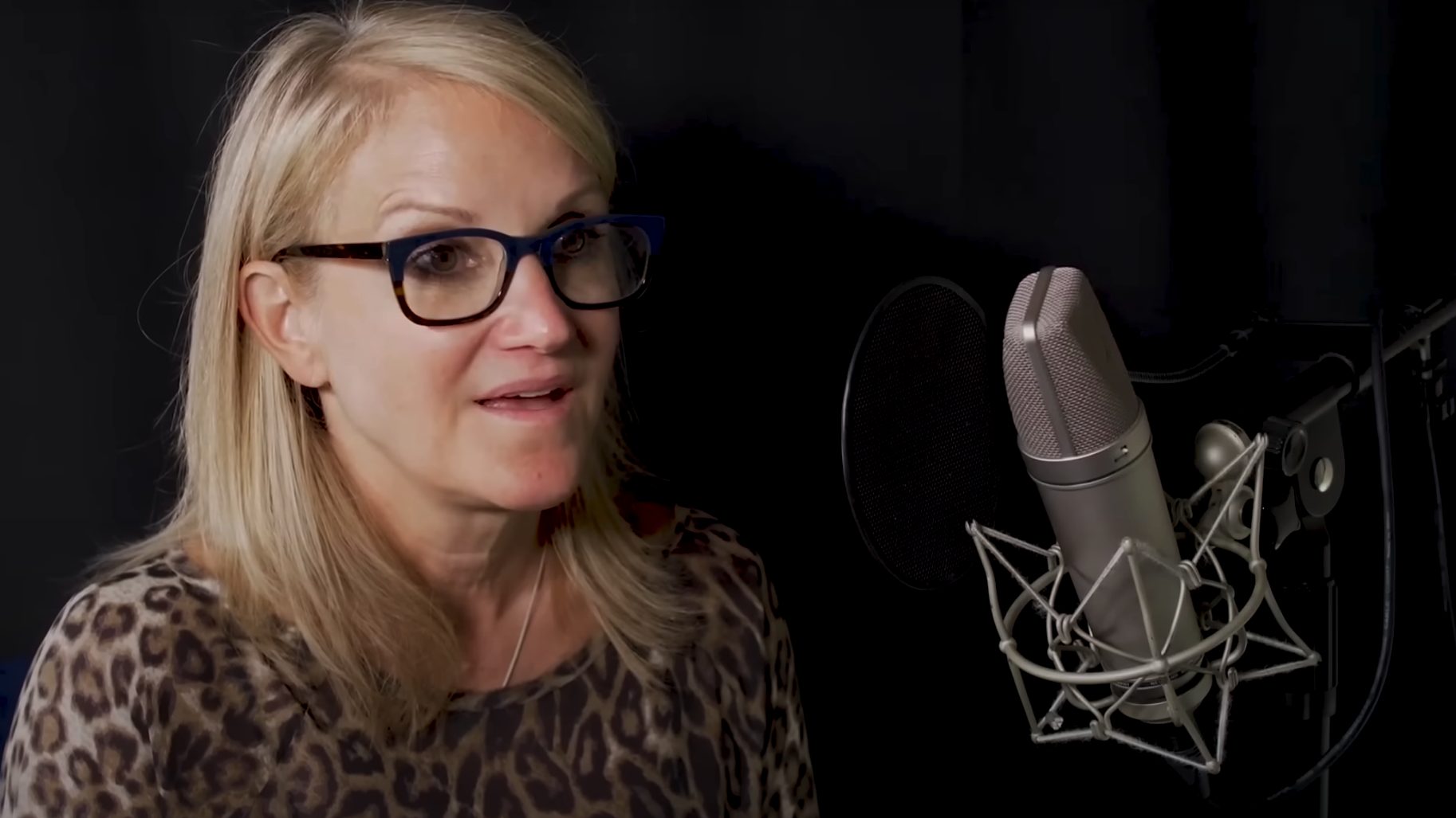 Mel Robbins Explains The Type Of Job You Should Quit Self Employed