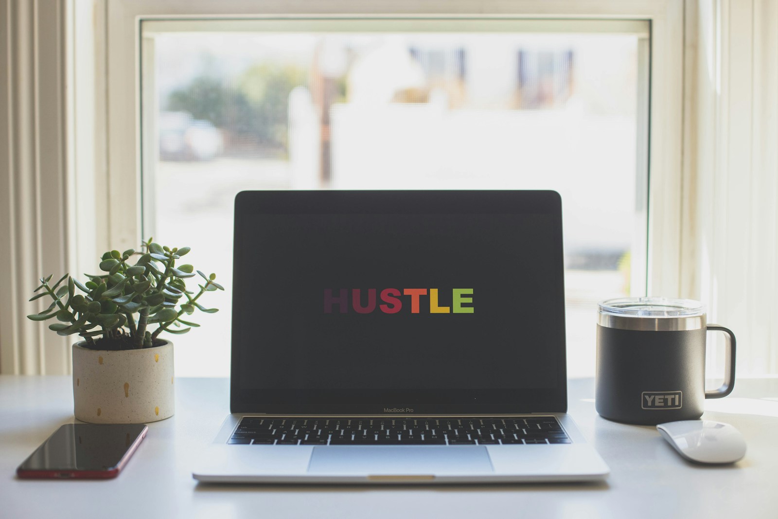 Low Effort Side Hustles for Self-Employed Pros