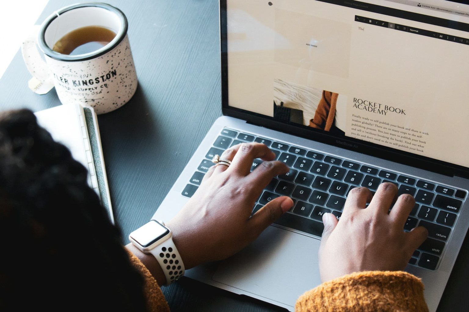 Freelance Portfolio Builder: 5 Cheap Picks & Templates (2026)